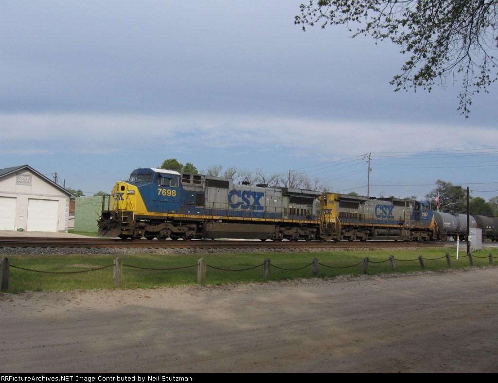 CSX 7698